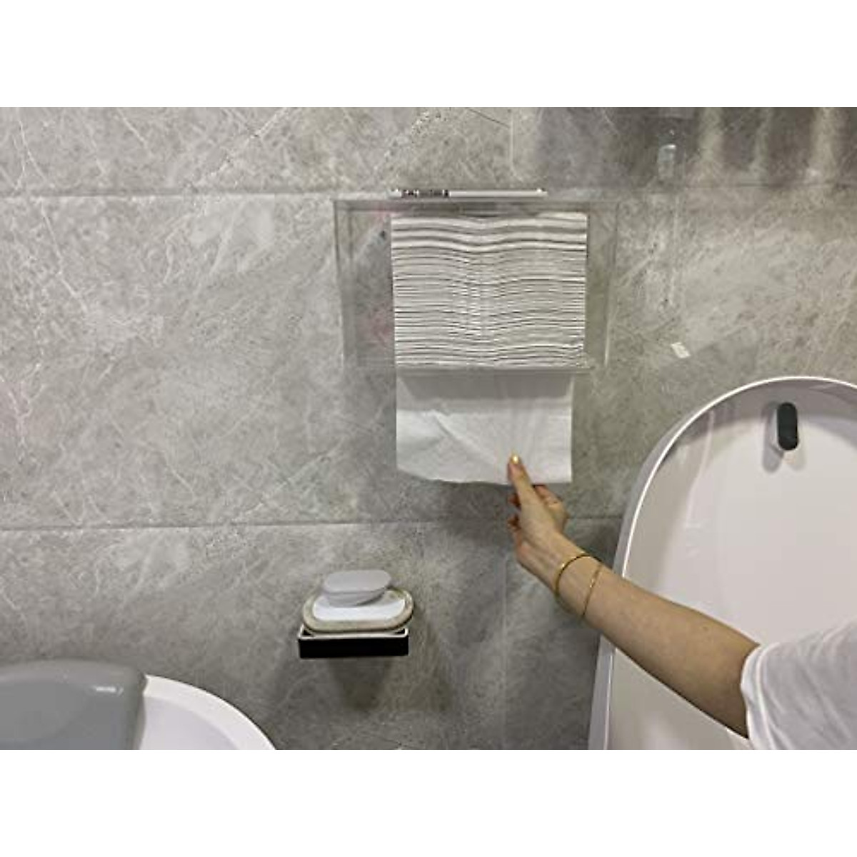 Cq acrylic Wall Mount Paper Towel Dispenser with Lid,Clear Folded Paper Towel Holder for Bathroom Toilet and Kitchen,Suitable for Z-fold, C-fold or Multi-Fold Paper Towels,Pack of 1