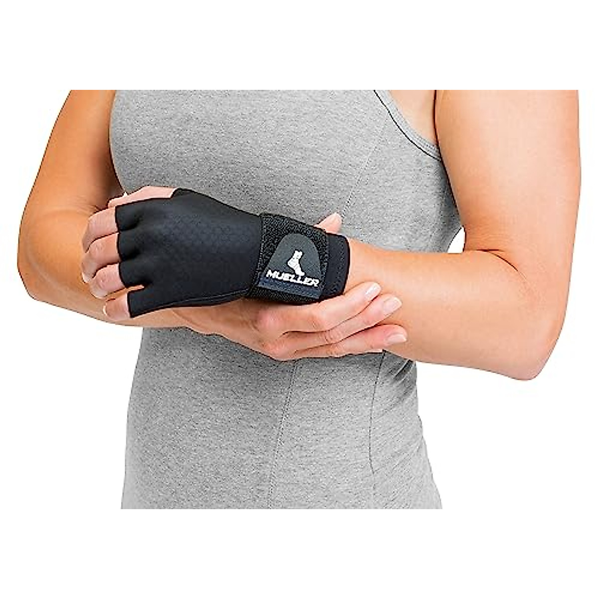 Mueller Sports Medicine Arthritis Compression Glove, Hand and Wrist Support, Fits Right or Left Hand, for Men and Women, Black, S/M