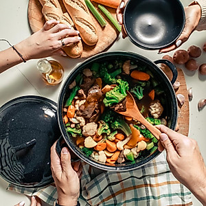 Granite Ware 9.5 Qt Heavy Gauge Dutch Oven with Lid. (Speckled Black) Enamelware. Stainless Steel. Suitable for Cooktops, Oven to Table. Dishwasher Safe.