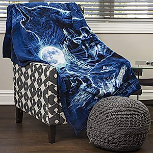Dawhud Direct Howling Moon Wolf Fleece Blanket for Bed, 50" x 60" Moon Fleece Throw Blanket for Women, Men and Kids - Super Soft Plush Wolf Blanket Throw Native American Decor Blanket