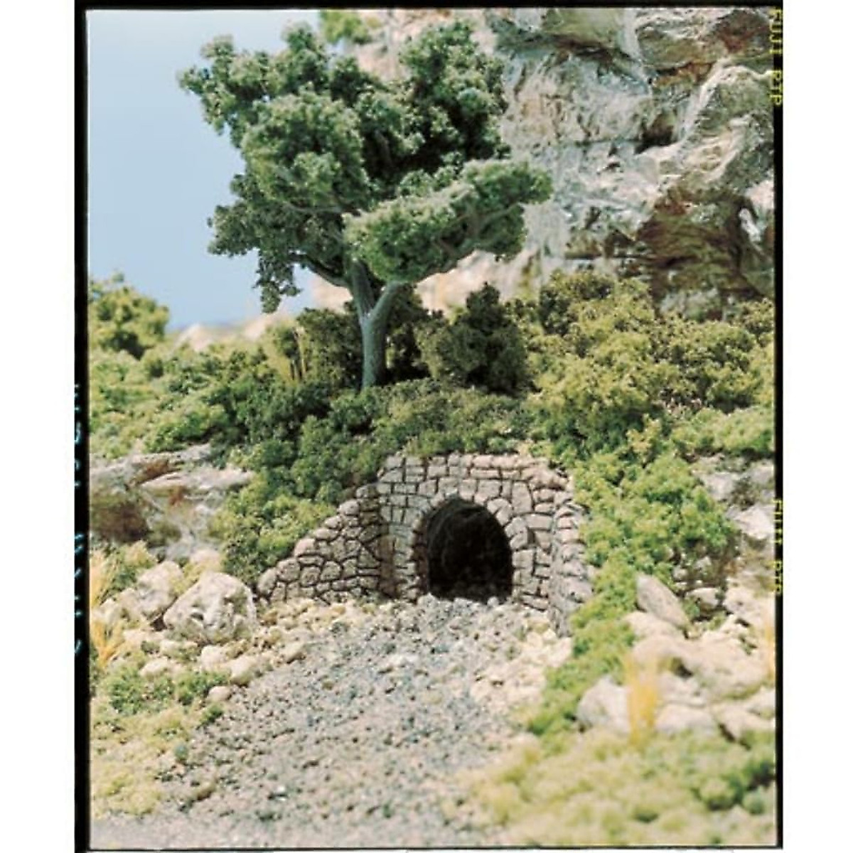Random Stone N Scale Culverts Woodland Scenics