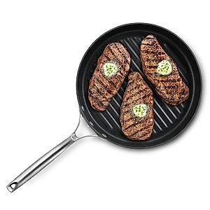 Calphalon Unison Nonstick 8 Inch Omelette Pan