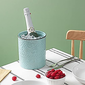 LIFVER Kitchen Utensil Holder, 7.2″ Large Cooking Utensil Holder for Kitchen Counter, Utensil Crock, Ceramic Kitchen Utensil Holder for Countertop, Farmhouse Kitchen Decor, Table - Protection Cork Mat