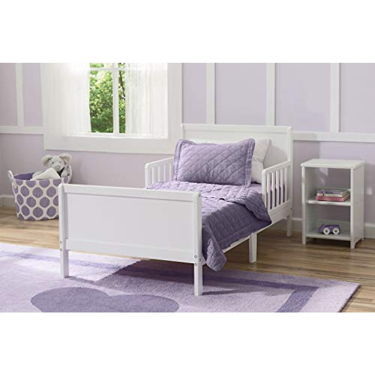 Delta Children Fancy Wood Toddler Bed - Greenguard Gold Certified, Bianca