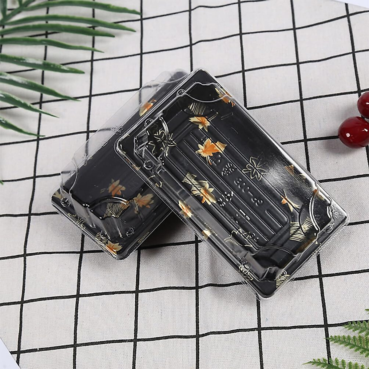 Luxshiny 50Pcs Sushi Trays with Lids, Disposable Sushi Packing Box Sandwich Boxes Fruit Cake Carry Out Container Take Out Boxes