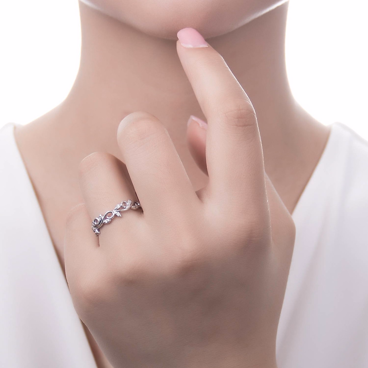 BERRICLE Sterling Silver Leaf Cubic Zirconia CZ Filigree Fashion Ring for Women, Rhodium Plated Size 8