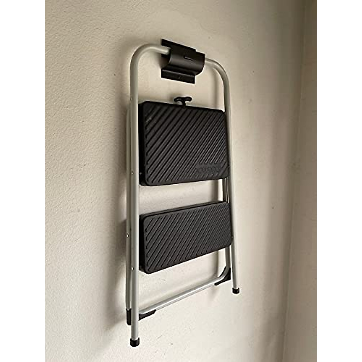 Tetra-Teknica GMH-01 4-in Steel Wall Mount Ladder and Wheelbarrow Hanger, Matte Black