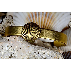 Elaine Coyne Collectible Artwear Antiqued Gold Solid Brass Scallop Shell Cuff Bracelet