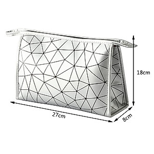 Checkered Makeup Bag for Women,Large Capacity Travel Cosmetic Bag Portable PU Waterproof Skincare Bag with Divider for Women