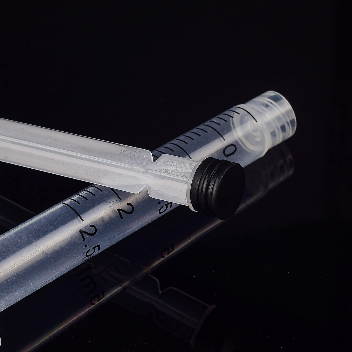 Disposable 1ml Syringe with 25Ga 1 Inch Needle, Individual Package Pack of 100 .Suitable for Refilling Liquid, Inks and Industry