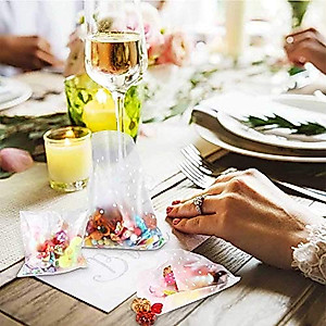 Lifelum Cookie Bags 200 Pcs 4″ x 4 ″Self Adhesive Cookie Bags Cellophane Treat Bags Self Sealing Clear Plastic Bags White Polka Dot Party Favor Bag for Party Gift Giving Bakery Candy Cookie Chocolate