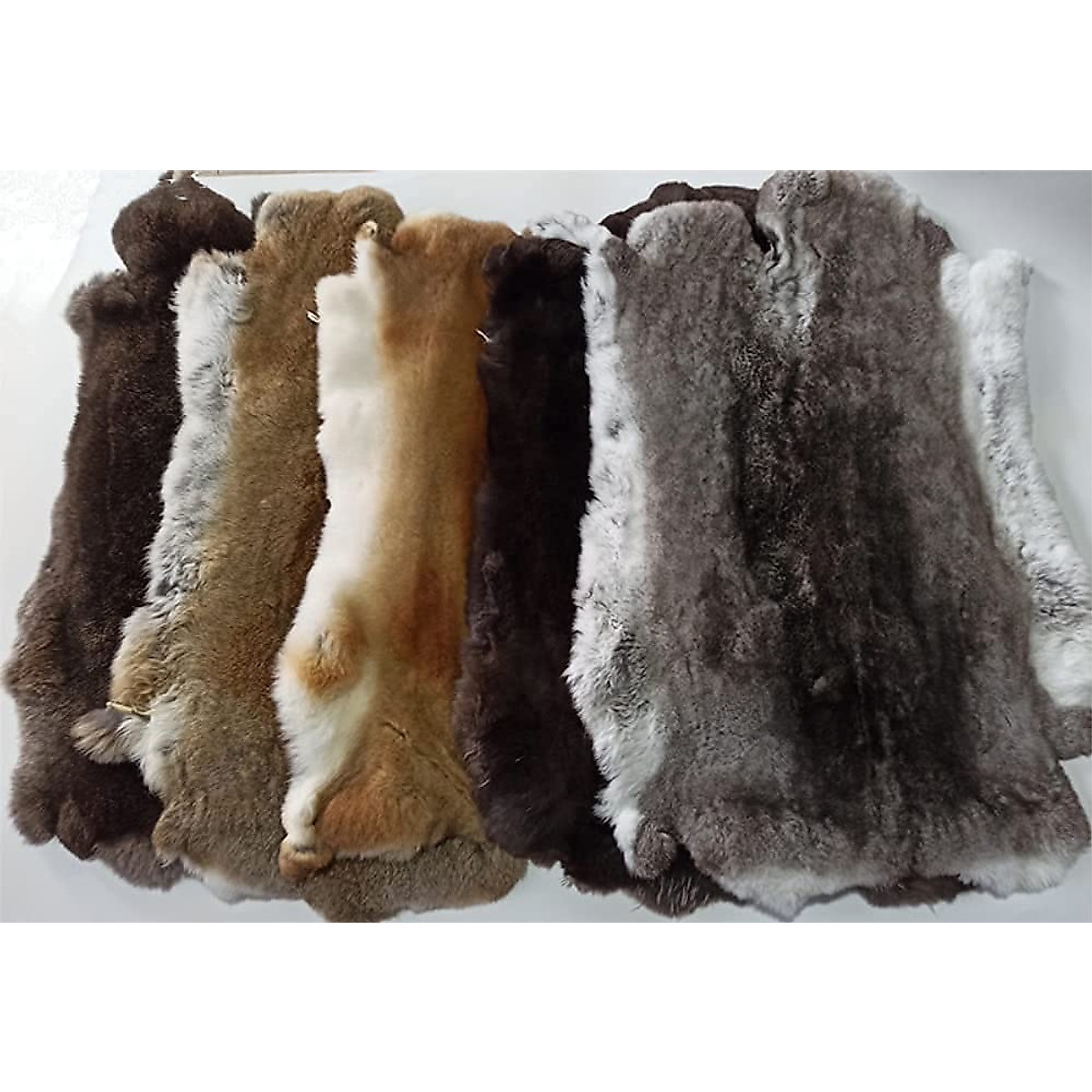 ZSCYD-yingda1992 5pcs Assorted Bulk Craft Grade Natural Rabbit Skins Real Quality Rabbit Pelts Perfect for Decoration, Cat/Dog Toys, Sewing, or Crafting Fur Hide 10" by 14"