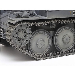 TAMIYA 35369 1/35 German Lt Tank Panzerkampfwagen 38t Ausf E/F