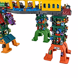 Thomas & Friends Toy Train Set, Super Station, Extra Large Race Track with Motorized Thomas, Diecast Percy & MINIS James for Ages 3+ Years