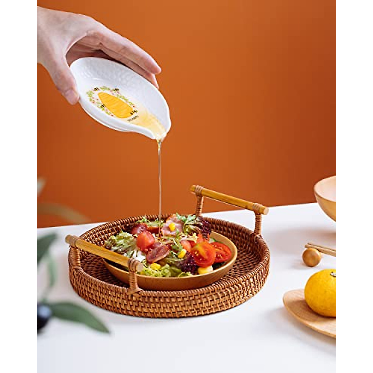 Yoeuen Spoon Rest for Stove Top 1pcs, Ceramic Spoon Holder for Countertop, White Cute Spoon Rest for Kitchen Counter, Bee Farmhouse Coffee Spoon Holder for Stove Top, Cooking & Counter Protection