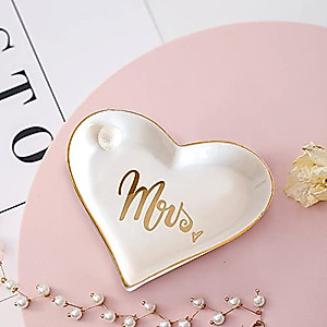 NOVITAR Engagement Gifts For Women- Bride To Be Newly Engaged Gifts For Her, Bridal Shower Gifts, Fiancée Future Mrs Box Set, Wedding Gifts Basket, Engaged Party Gifts Idea