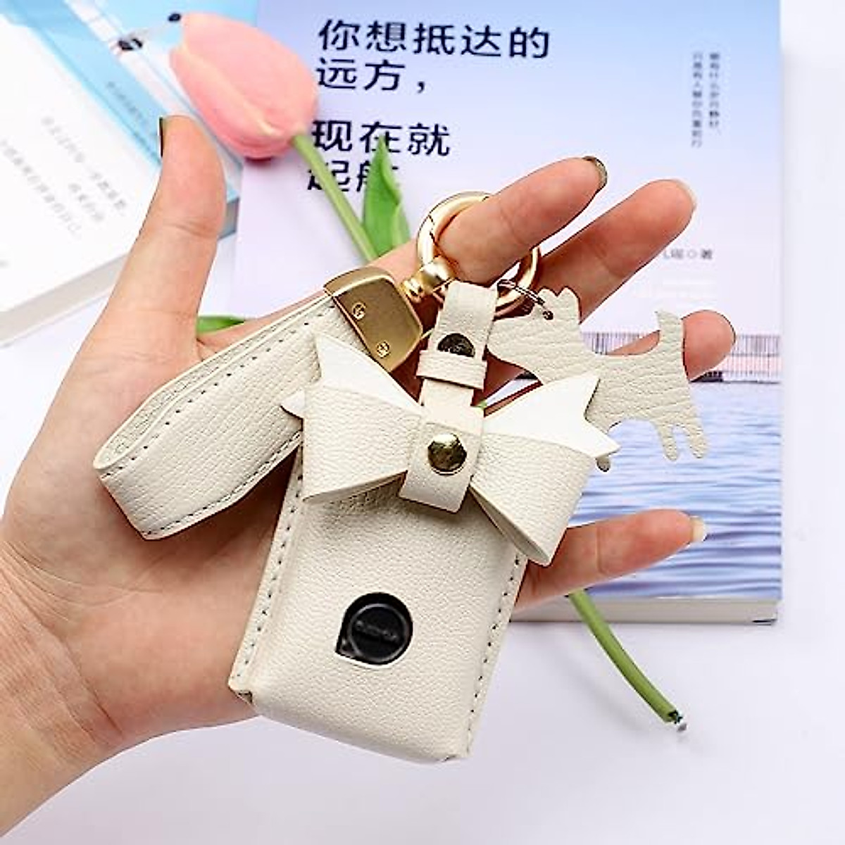 TAIKOO Smart Key Fob Cover Case for Volvo XC90 XC60 XC40 S60 S90 V60 T5 T6 T8 Car Key Case Cover Accessories (Intelligent keys [White])