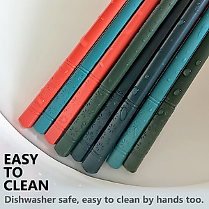 5 Pairs Chopsticks and Chop stick Helpers Set, Plastic Hinges Connector Training for Adults, Beginner, Trainers or Learner, Non-Slip Reusable and Replaceable, Dishwasher Safe (Cherry blossom)