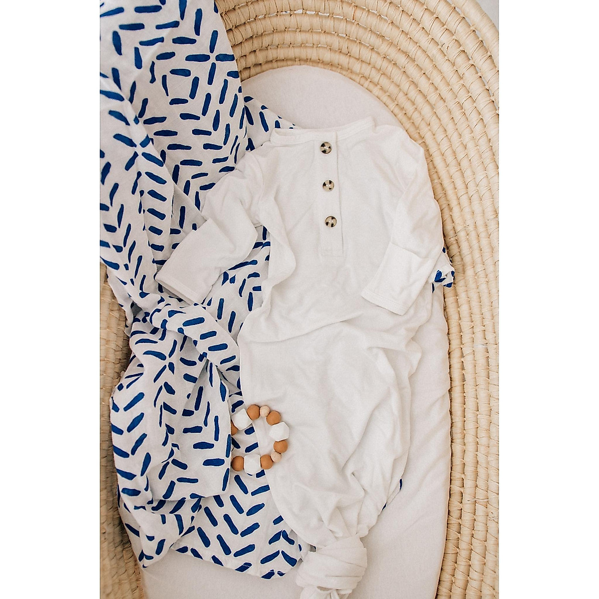 Sunshine & Poppy Muslin Baby Swaddle Blankets for Baby Boys or Girls - Stretchy Swaddle Blankets - Gender Neutral Baby Registry or Baby Shower Newborn Receiving Blankets