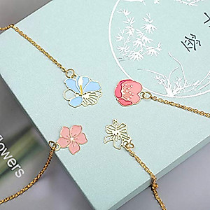 Toirxarn Metal Bookmark Flower-Themed, Gift for Reader Women/Men/Girls/Friends/Teachers. Anyone Birthday Present.(Golden Pendant Plum Blossom)