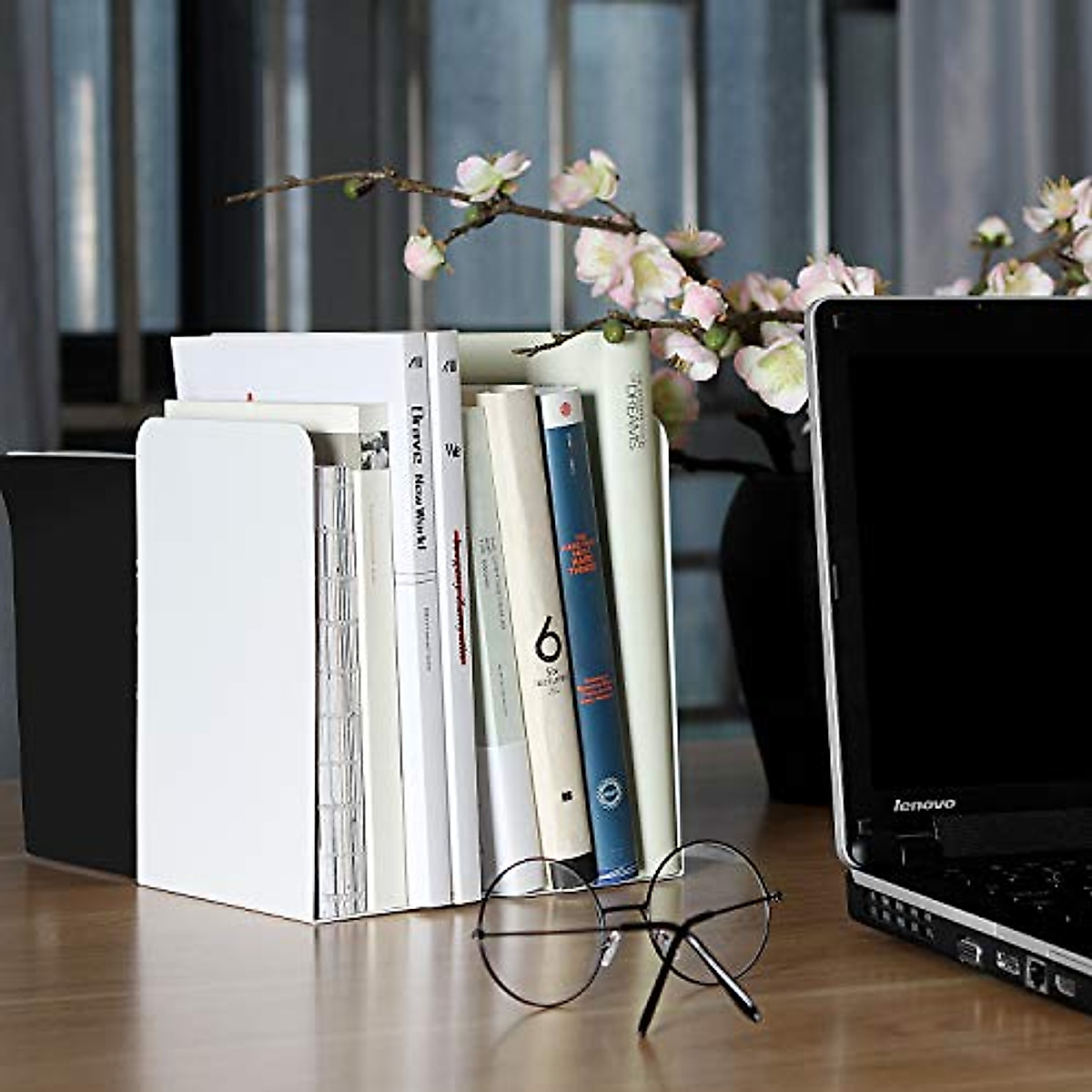 2 Pcs White Metal Bookends 8.0 x 3.9 x 5.3 Inch, CBTONE Heavy Duty Premium Book Ends for Shelves, Nonskid Book Holders for Books Notebooks Files Magazines DVDs - Great for Office, Home, School, Dorm