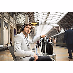 Sony WH1000XM3 Bluetooth Wireless Noise Canceling Headphones, Black WH-1000XM3/B