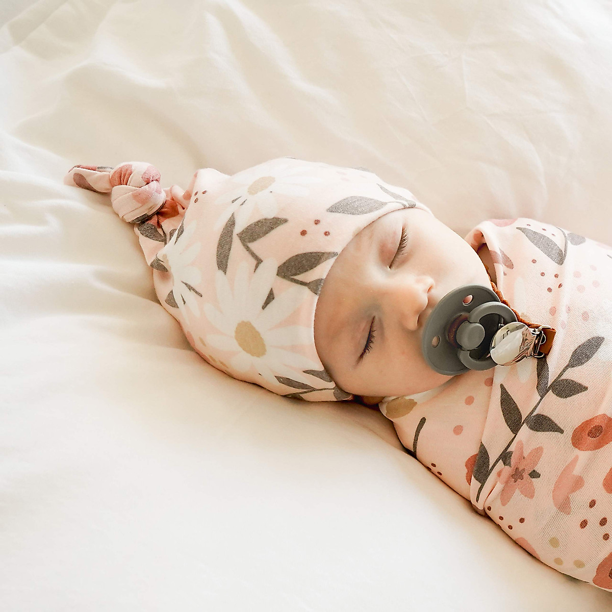 Village Baby Extra Soft Top Knot Hat: Peach Posey