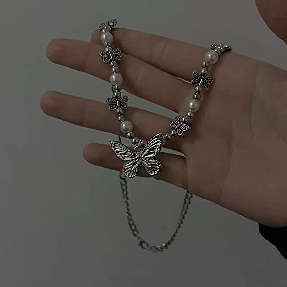 Grunge Butterfly Pearl Necklace Heavy Gothic Cyber Y2k Harajuku Necklace for Women Men
