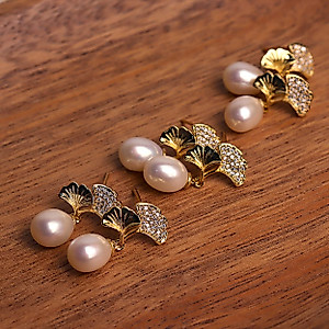 Sonateomber Gold Ginkgo Leaf Pearl Drop Dangle Earrings for Women Cute Freshwater Pearl Teardrop Dangling Hypoallergenic Stud Prom Wedding Bridal Jewelry Gifts