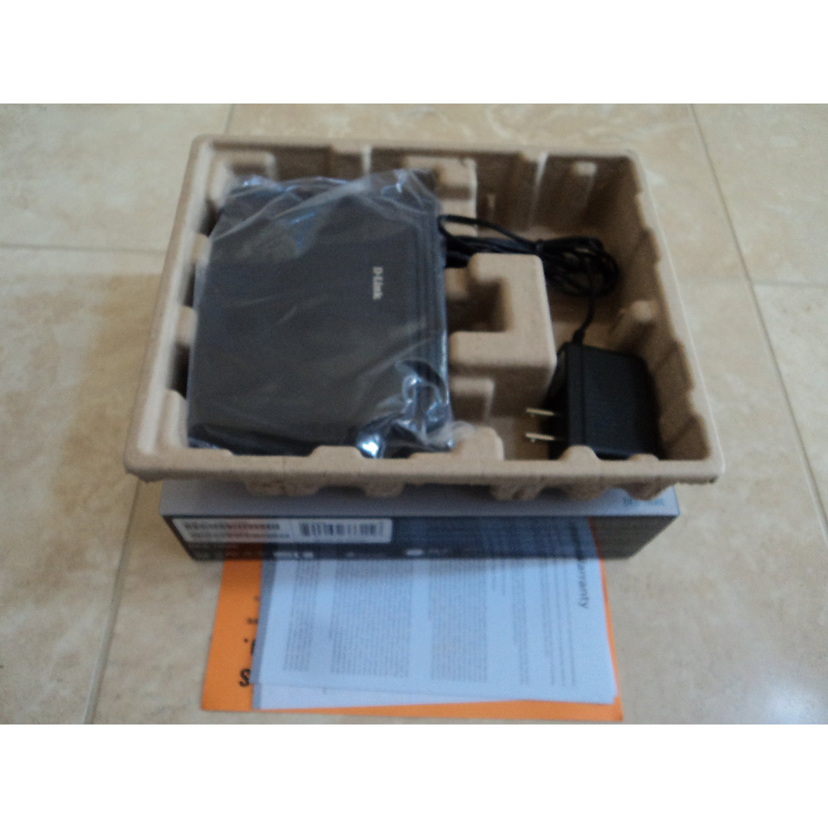 8-Port 10/100 Unmanaged Switch