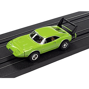 Auto World Xtraction R35 1969 Dodge Daytona Green HO Scale Slot Car