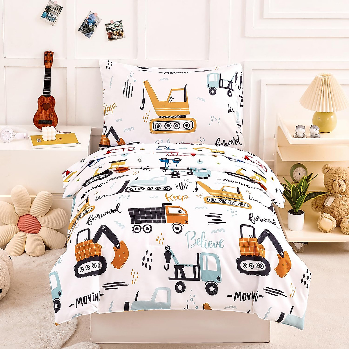 PERFEMET 4 Piece Boys Twin Bedding Sets Car Printed on White Kids Comforter Set for Boys Reversible Cartoon Tractors Bed in A Bag Comforter Set with Sheets (Car Pattern, Twin)