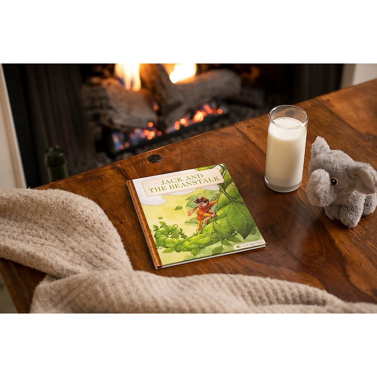 Jack and the Beanstalk: A Little Apple Classic (A Classic Fairy Tale for Kids) (Little Apple Books)