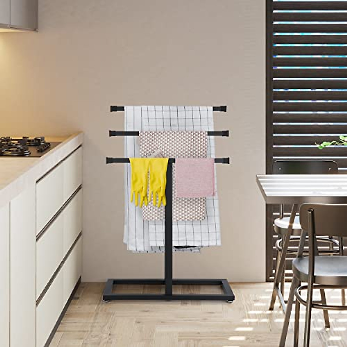MYOYAY Freestanding Towel Racks Holder for Bathroom 3-Tier Metal Towel Bar Stand Organizer for Bath & Hand Towels for Bathroom Shower Storage Black
