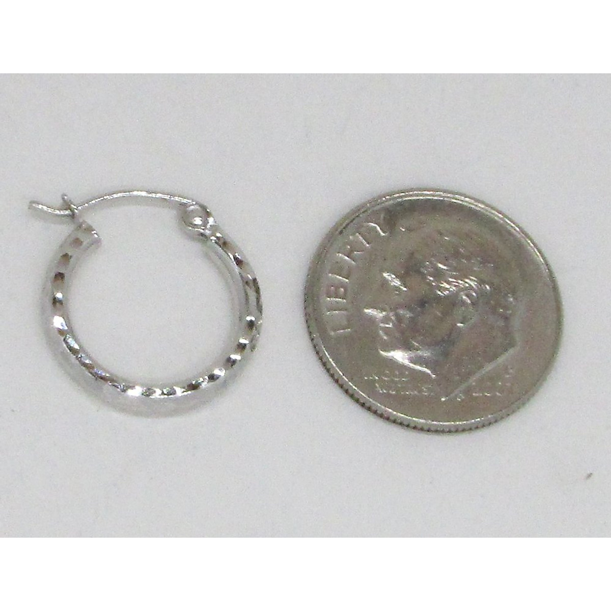 Small 14k White Gold Diamond Cut Hoop Earrings, (2mm Tube) (.6 inch - 15mm)