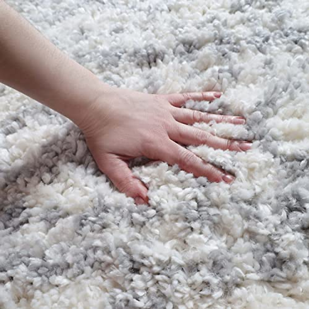 SUPERIOR Indoor Shag Area Rug Perfect for Bedroom, Kitchen, Laundry Room, Entryway, Office, Playroom, Plush Fuzzy Carpet Cover, Contemporary Modern Boho Geometric, 4' x 6', Grey-Cream