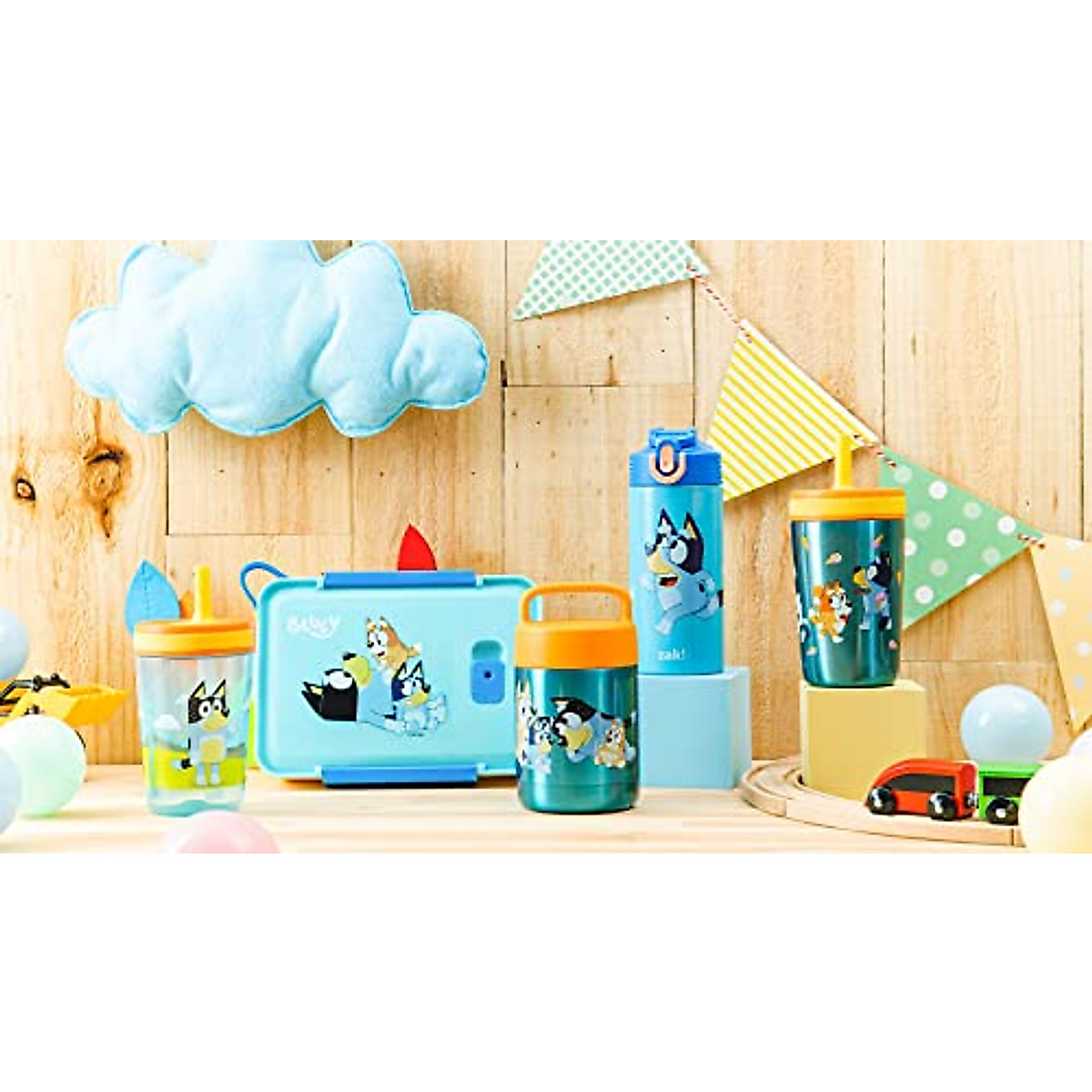 Zak Designs Bluey Reusable Plastic Bento Box with Leak-Proof Seal, Carrying Handle, Microwave Steam Vent, and Individual Containers for Kids' Packed Lunch (3-Piece Set)