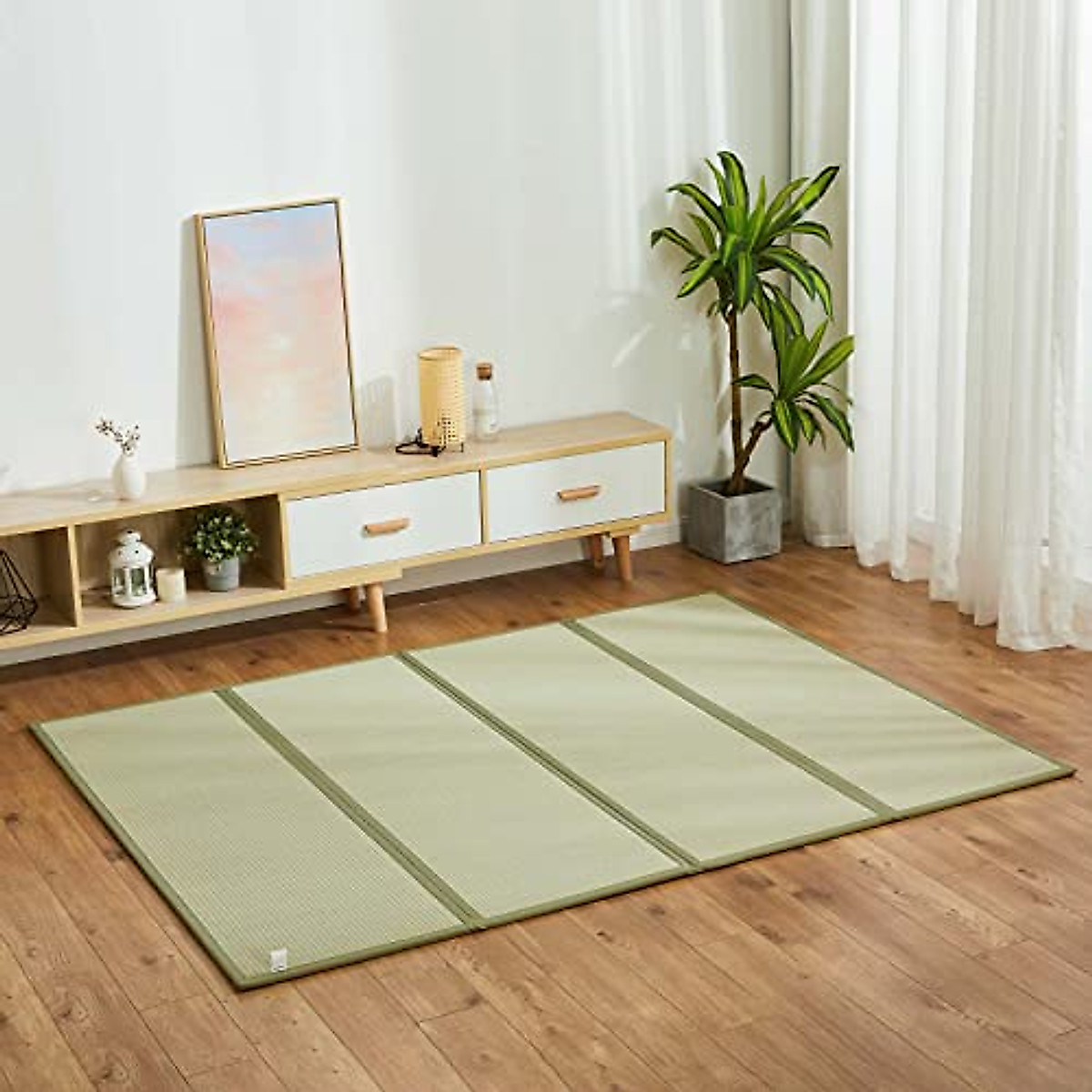 SAN MOTA Japanese Traditional Tatami Mattress, Folds in Four 79"x55"x0.6", Igusa Tatami Japanese Futon Mattress Rush Grass Tatami Mat, Non-Slip Comfortable Tatami Bed(100% Rush Grass)