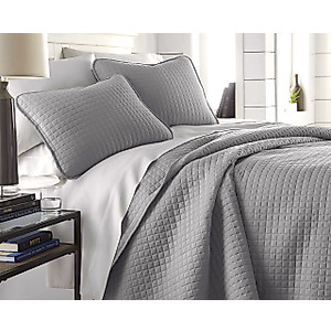 Southshore Fine Living, Inc. Oversized King Quilt Bedding Set, Soft Brushed Microfiber Bedspread, Pet Hair Resistant Bedding, California/King Quilt Coverlet Set with 2 Shams, Steel Grey