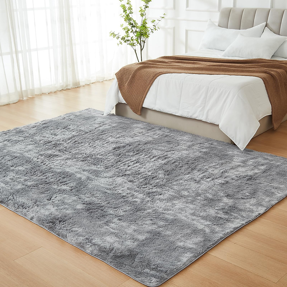 JKMAX Fluffy Shag Area Rugs for Living Room，Tie-Dyed Light Grey Soft Plush Fuzzy 3x5 Rug for Bedroom Nursery Girls Boys Room Kids Room Decor，Upgrade Anti-Skid Carpet for Home Decor Aesthetic