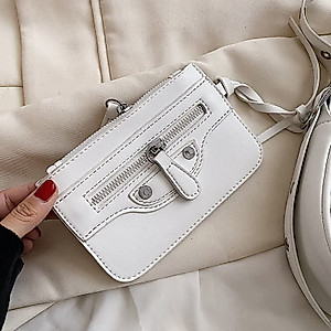 OUYPCR Woman Punk Style Rivet Satchels Handbags, Personality Vintage Fashion Crescent Tassel Crossbody Bag (Black)