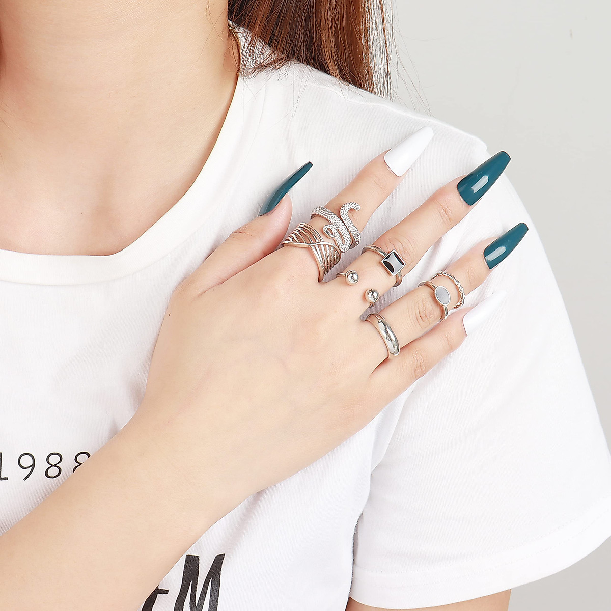 HUASAI Knuckle Snake Rings Set Halloween Crystal Snake Rings for Women Girls Snake Stacking Ring Boho Stacking Rings for Teen Girs (Black Crystal Rings)