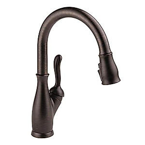 Delta 19978Z-RB-DST Leland Single-Handle Pull-Down Sprayer Kitchen Faucet, Venetian Bronze