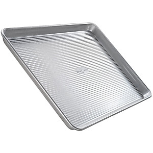 USA Pan Bakeware Half Sheet and Quarter Sheet Pans, Warp Resistant Nonstick Baking Pans