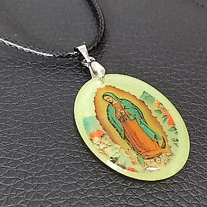 PTGMH Religious Jewelry Adjustable Virgin Mary Necklace for Women Godmother Necklace Lady of Guadalupe Oval Pendant Resin Glow in the Dark Fashionable Religious Gifts (green)