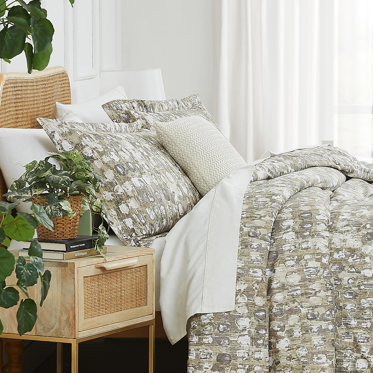 Southshore Fine Living, Inc. 4-Piece Twin XL/Twin Duvet Cover, Twin Bedding Set with Beige Duvet Cover, Pillow Sham, Throw Pillow Cover and Throw Blanket for Bed, Twin or Twin XL, Rhythm Taupe