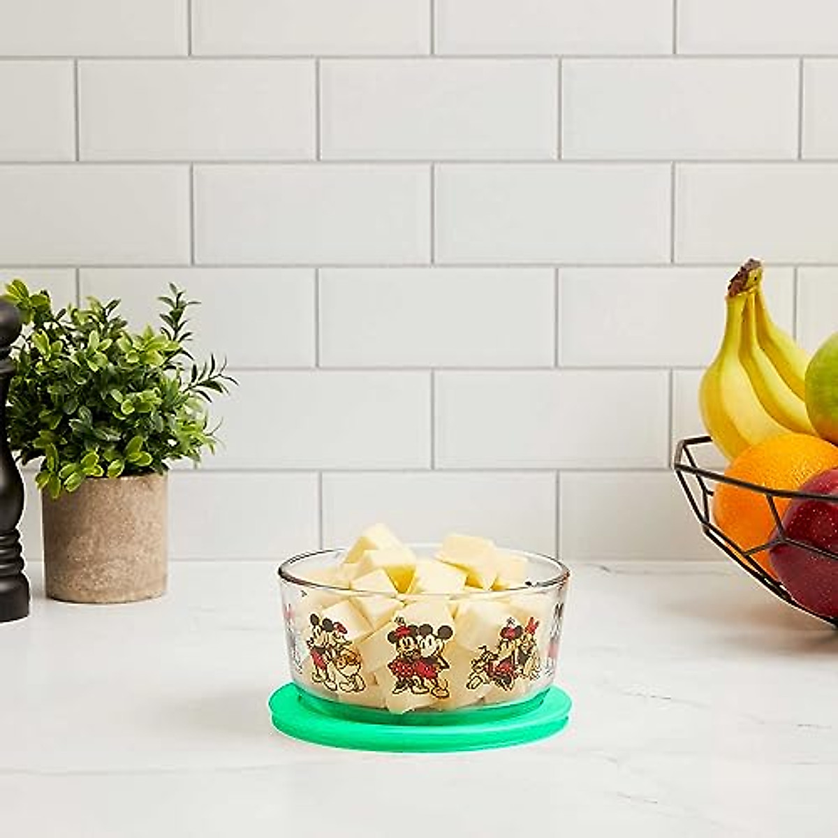 Pyrex 8-Piece Disney Mickey Mouse & Friends Decorated Food Storage Set