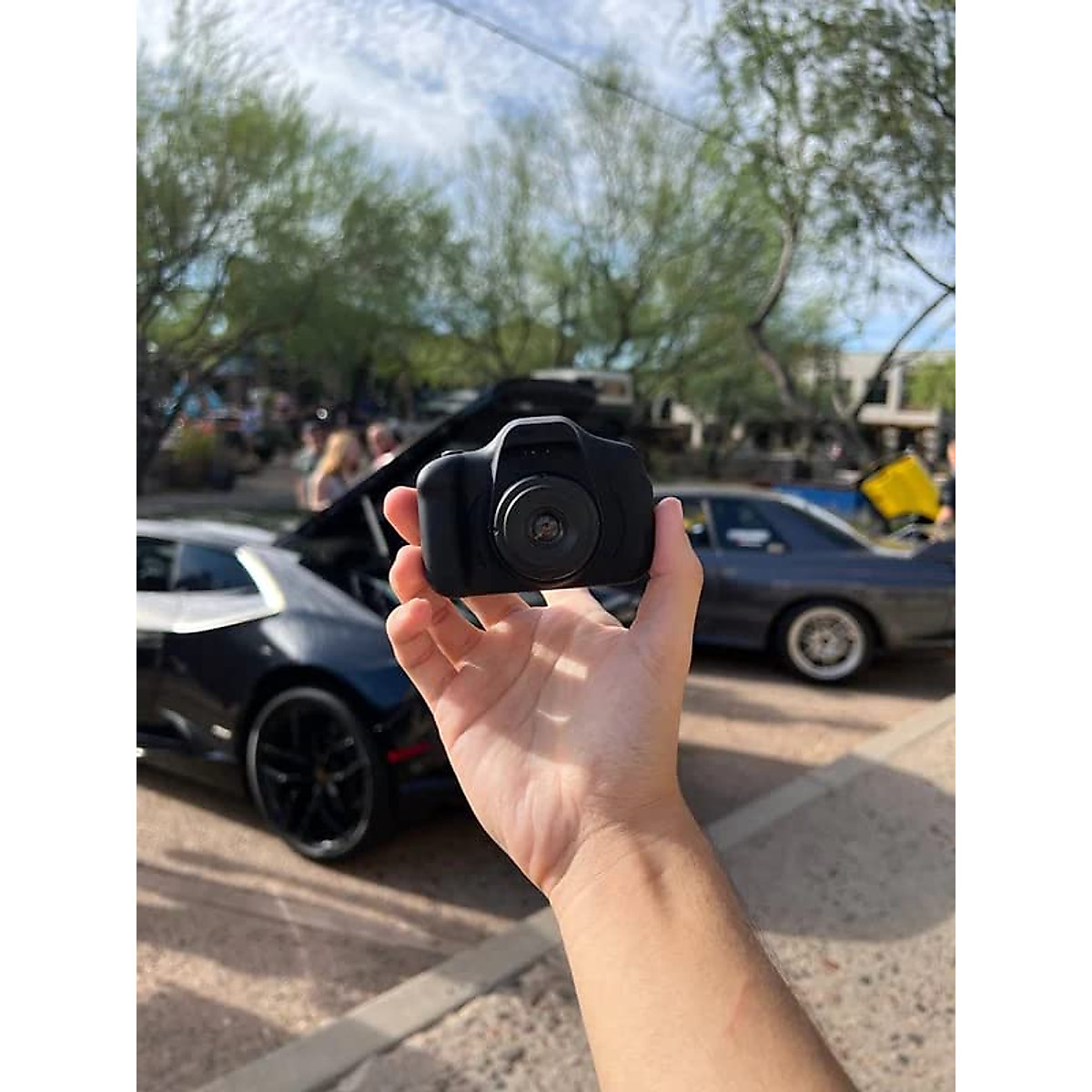 Mini Digital Camera,Kids Camera with LCD Screen,Compact Portable Mini Rechargeable Camera Gifts for Students Teens Adults Girls Boys (Black)