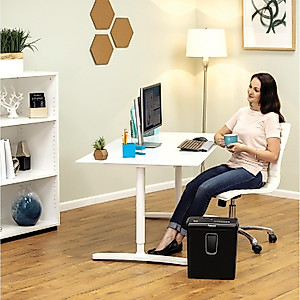 Fellowes Powershred P-30C 6-Sheet Cross-Cut Deskside Paper Shredder