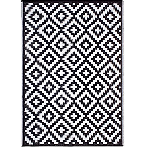 FH Home Outdoor Rug - Waterproof, Fade Resistant, Reversible - Premium Recycled Plastic - Geometric - Porch, Deck, Balcony, Mudroom, Laundry Room, Patio - Aztec - Black & White - 3 x 5 ft